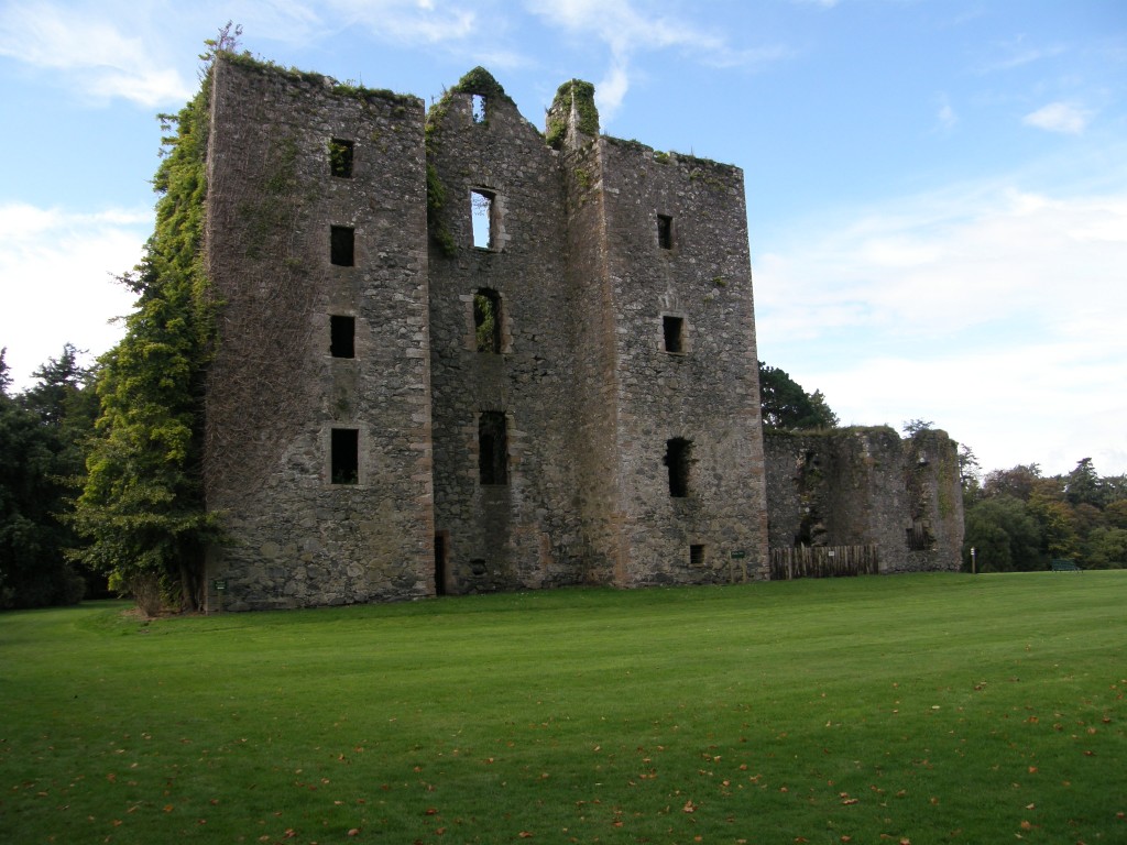 Scotland: Sweetheart Abbey, New Abbey Corn Mill & Castle Kennedy | That ...